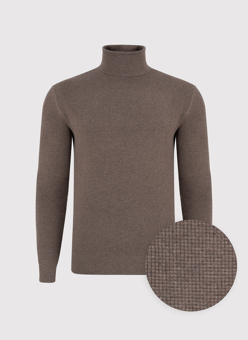 Brązowy golf męski P24WF-2X-021-A-0 – Pako Lorente