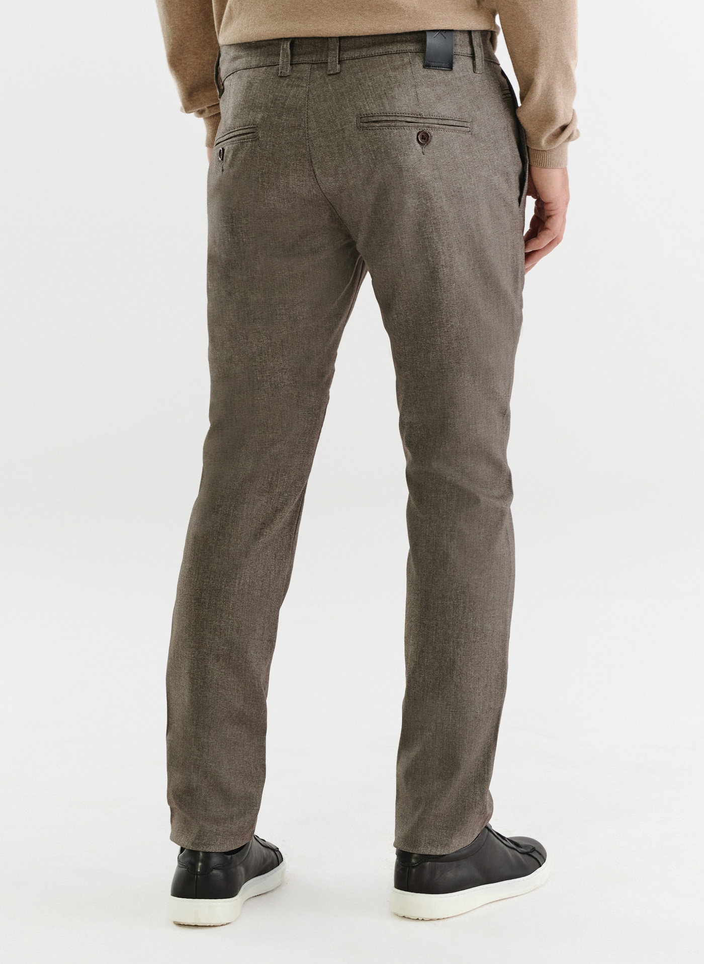 Brązowe casualowe spodnie męskie P23WF-WX-003-A-S - Pako Lorente